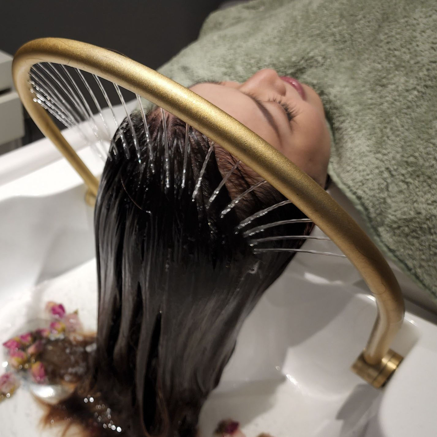 ספא ראש יפני | עיסוי ראש | מסאז' לקרקפת - Headspa ישראל